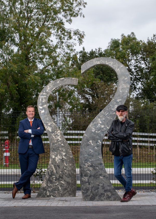 Edwards Lifesciences unveils artwork by local artist at its new medical ...